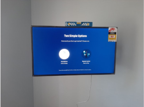 Wall-mounting a Samsung "the Frame" 32 inch TV | Mr Antenna