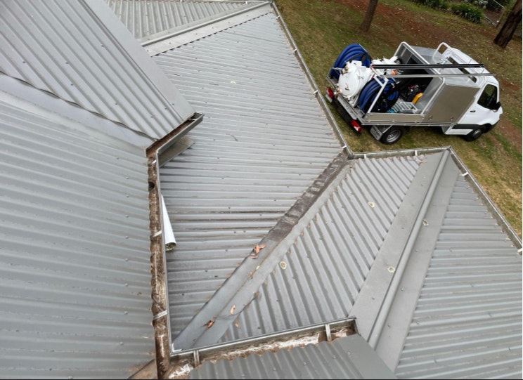 Multi-level Gutter Cleaning in Emerald - Mr Gutter Cleaning